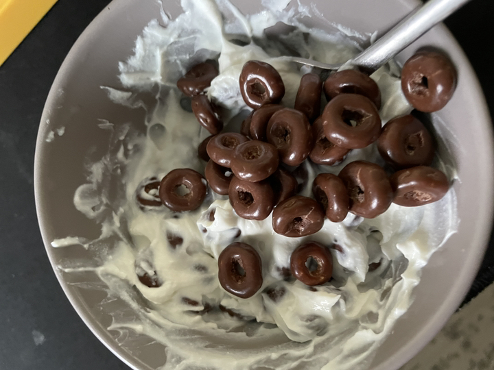 비요뜨의 '초코링'만 사봤다. 비요뜨 초코링 1년 후기(시카 초코룹스 초코링) - BeigeK's Blog